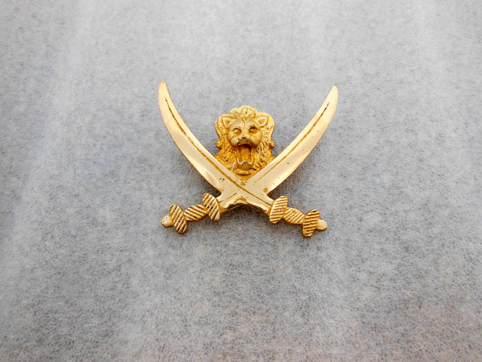 Brass Rear Mudguard SMALL LION Talwar SWARD Design Vehicle Emblem for ...